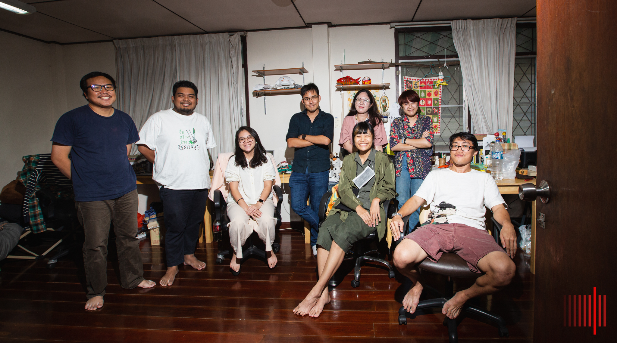 iLaw คือใคร ใครคือ iLaw | Plus Seven Thai